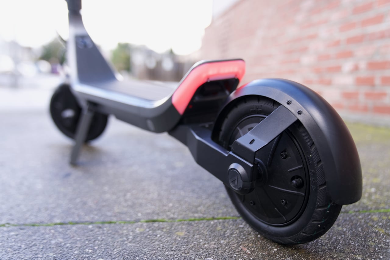 The Solution to Commuting: The Apollo Go - electricscooterstyle.com